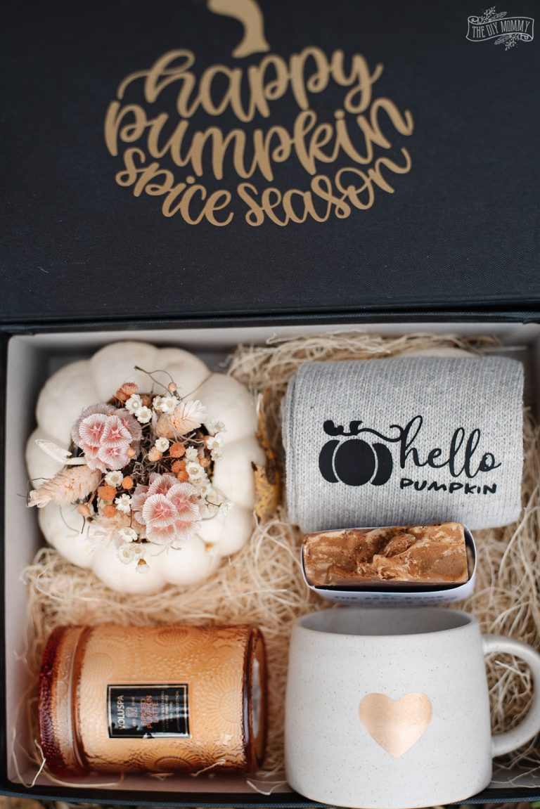 An Easy DIY Gift Idea: Pumpkin Spice Themed Gift Box - Cozy DIY Home