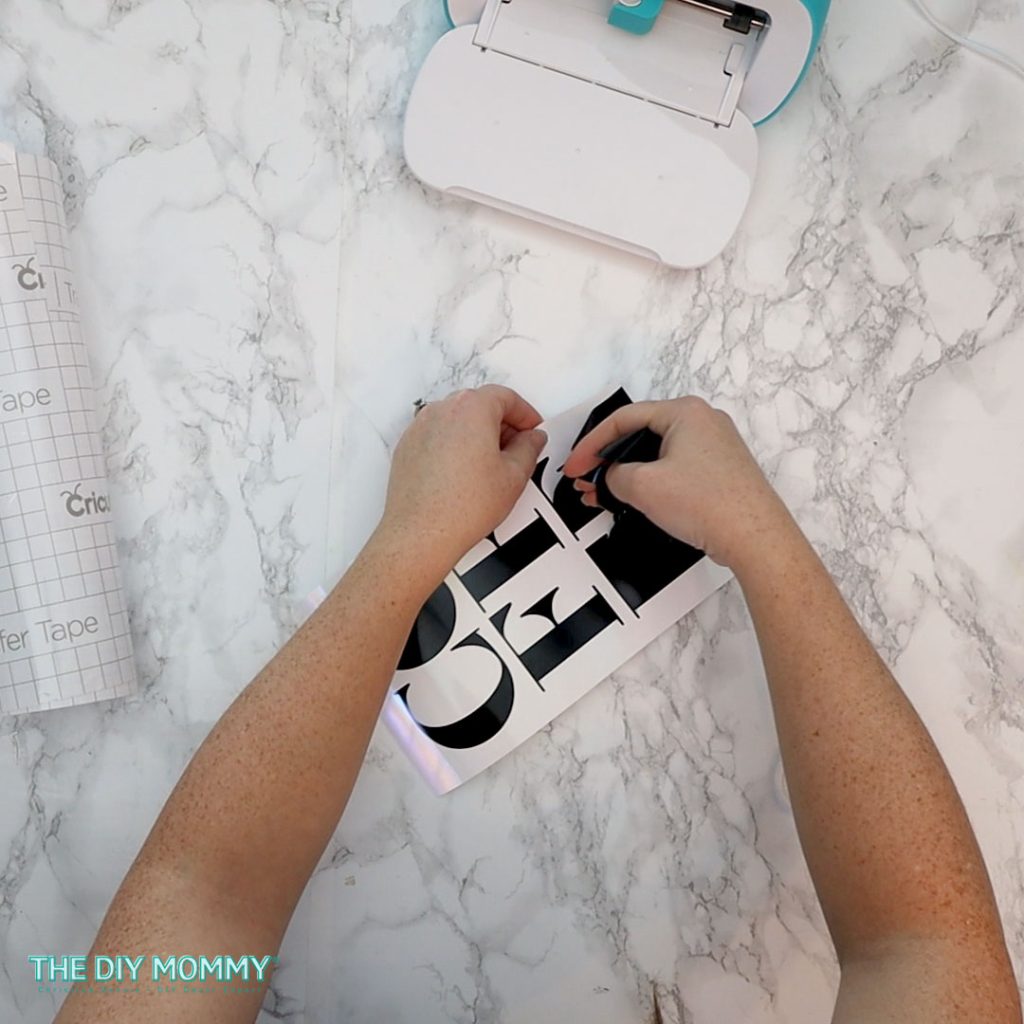 How to Make an Easy DIY Coffee Bar Sign with a Cricut - Cozy DIY Home