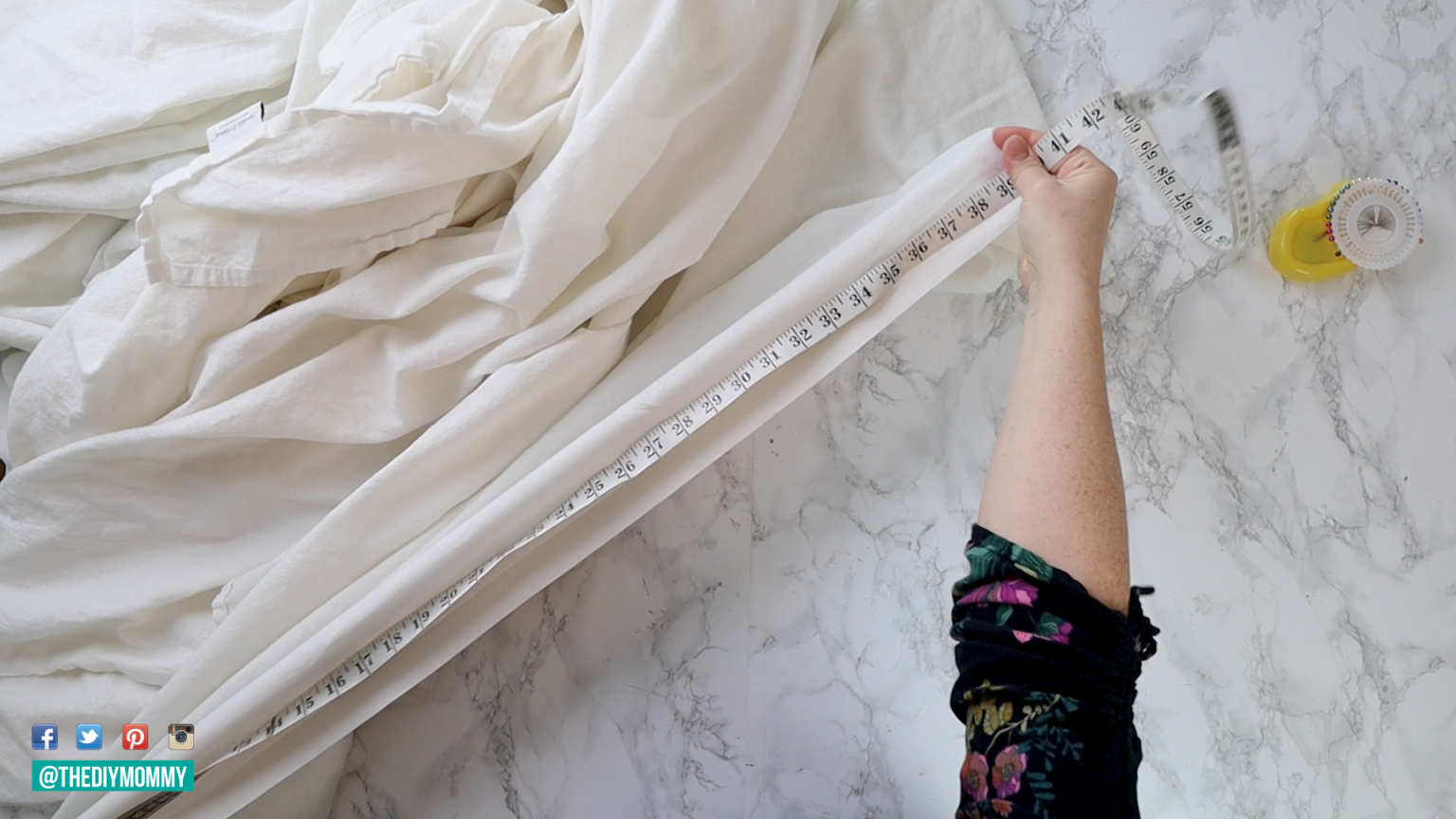DIY Duvet Cover from Flat Sheets (in only 3 steps!) - Cozy DIY Home