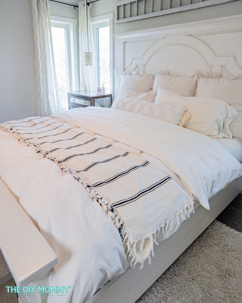 DIY Duvet Cover from Flat Sheets (in only 3 steps!) - Cozy DIY Home