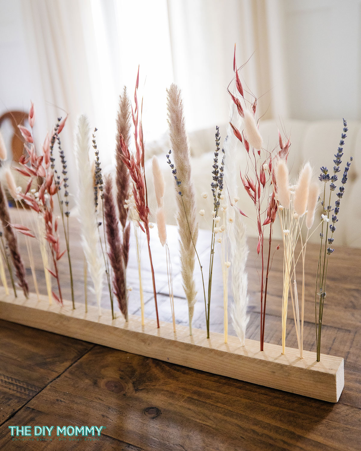 Gorgeous DIY Table Centerpiece with Dried Flowers - Cozy DIY Home