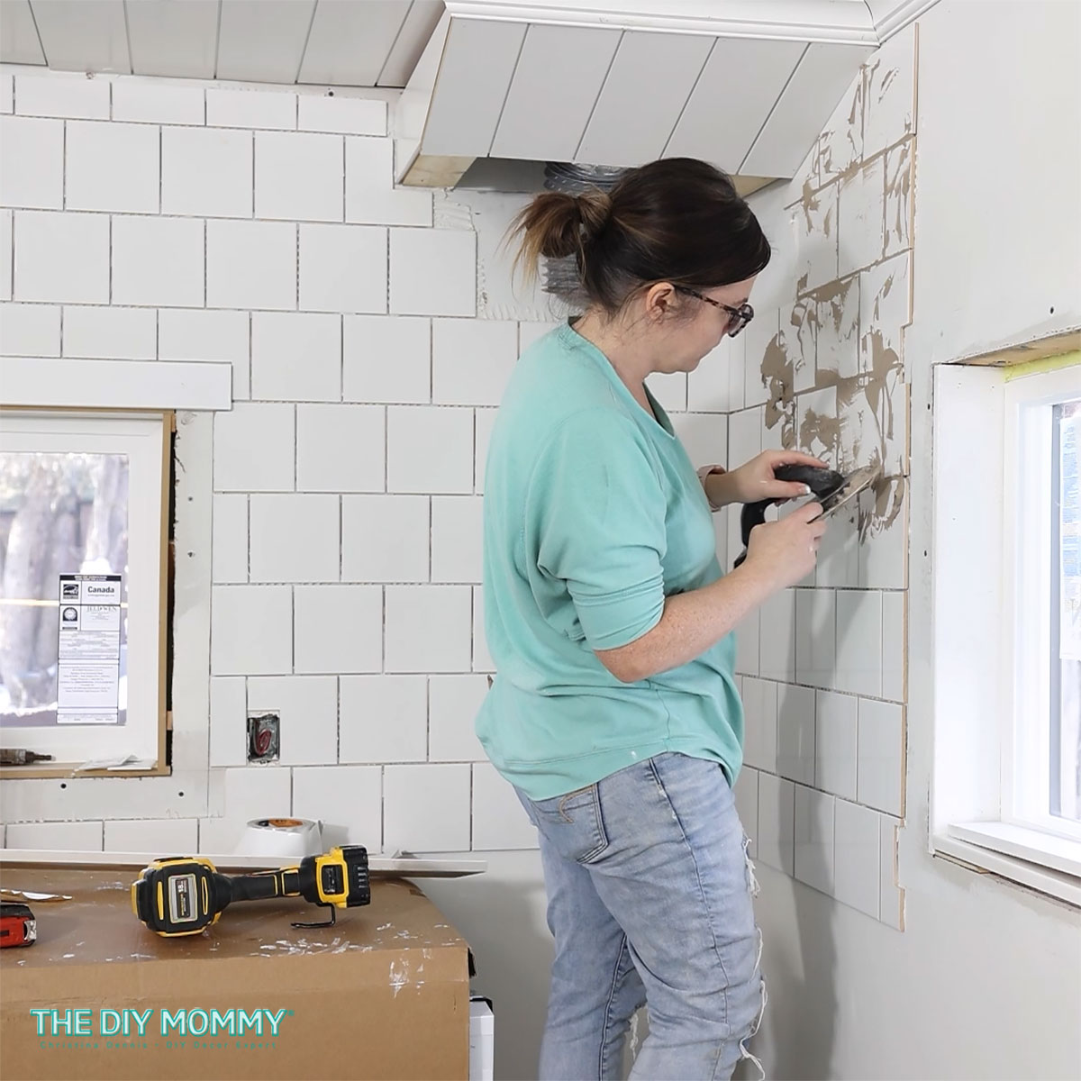 How to Install Kitchen Backsplash Tile: An Easy Guide - Cozy DIY Home
