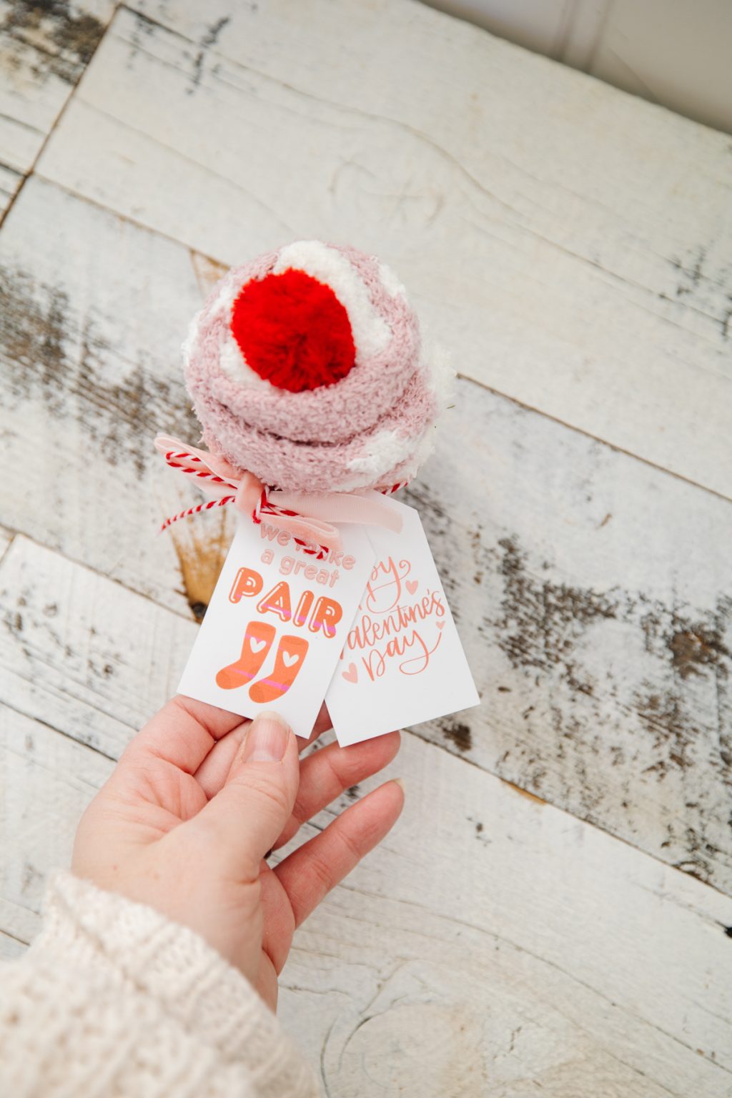DIY Valentines Sock Cupcake Gift with Free Printable Gift Tags - Cozy ...